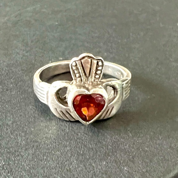 Jewelry | Vintage Sterling Silver And Garnet Claddagh Ring Irish ...
